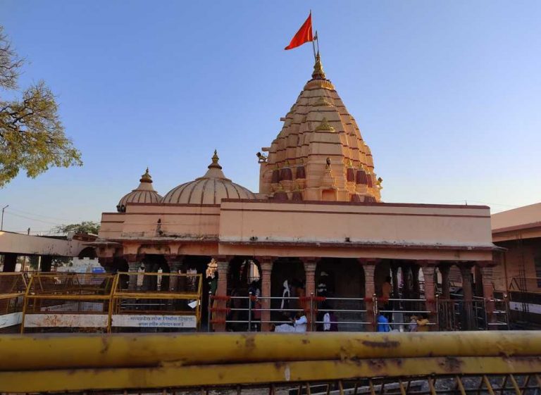 Ujjain Mahakal Temple Darshan 2025 – Timings, Ticket Price
