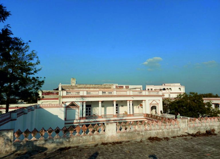 10 Best Places Near Delhi Within 100 km for Summer