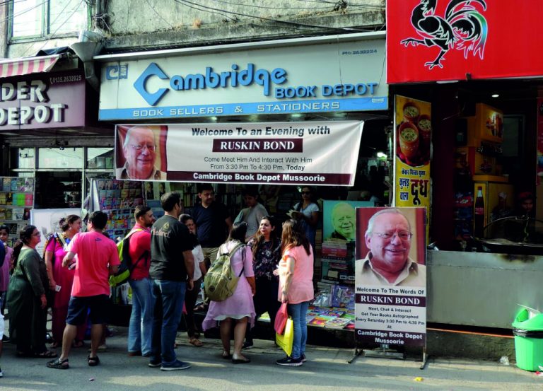 Popular Mussoorie Shopping Markets Guide