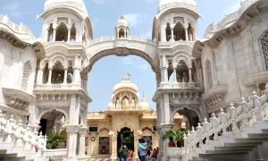 Visit Famous Iskcon Temple in Delhi | Iskon Temple Timings Delhi