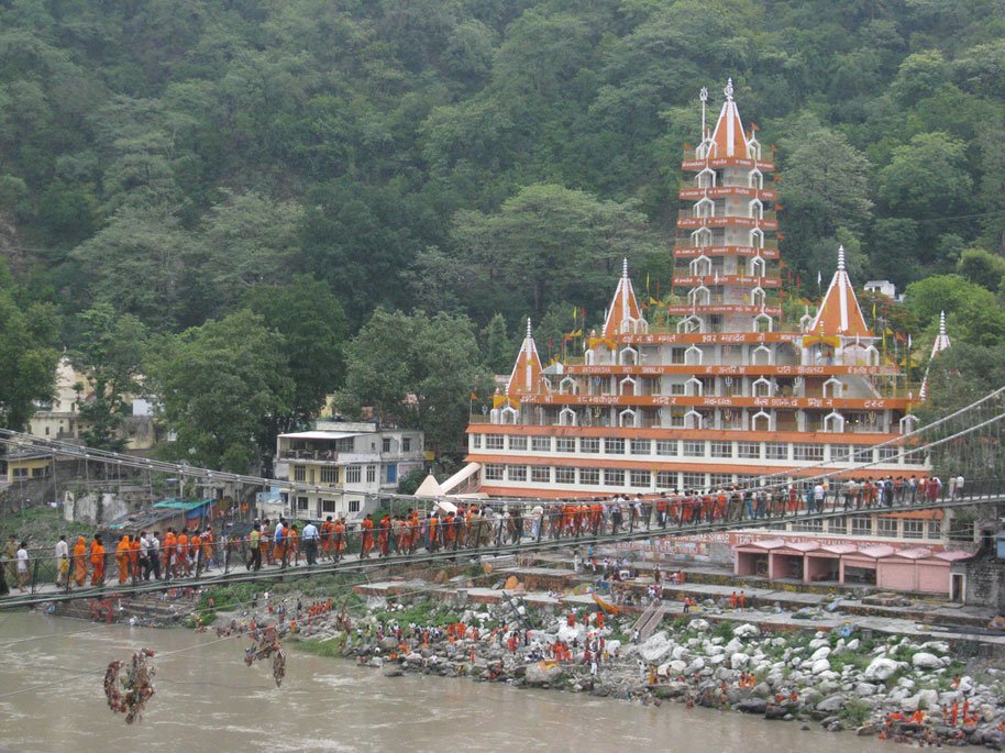 Neelkanth Mahadev Temple: Best Time, Location, History, Open Close Timings